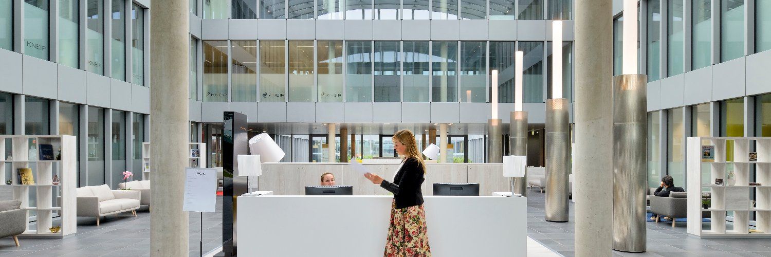 Regus Logo & Brand Assets (SVG, PNG and vector) - Brandfetch