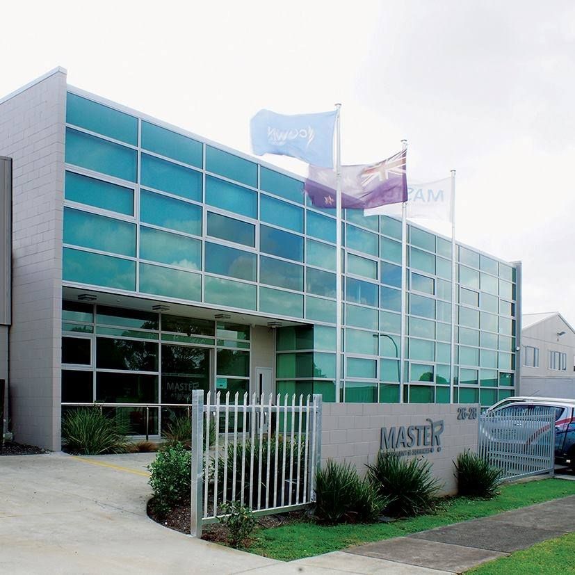 MASTER EQUIPMENT Logo & Brand Assets (SVG, PNG and vector) - Brandfetch