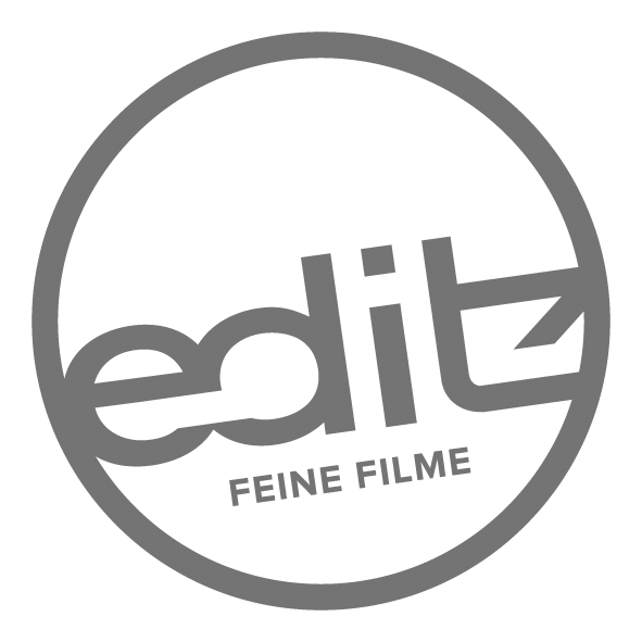 deepak editz logo