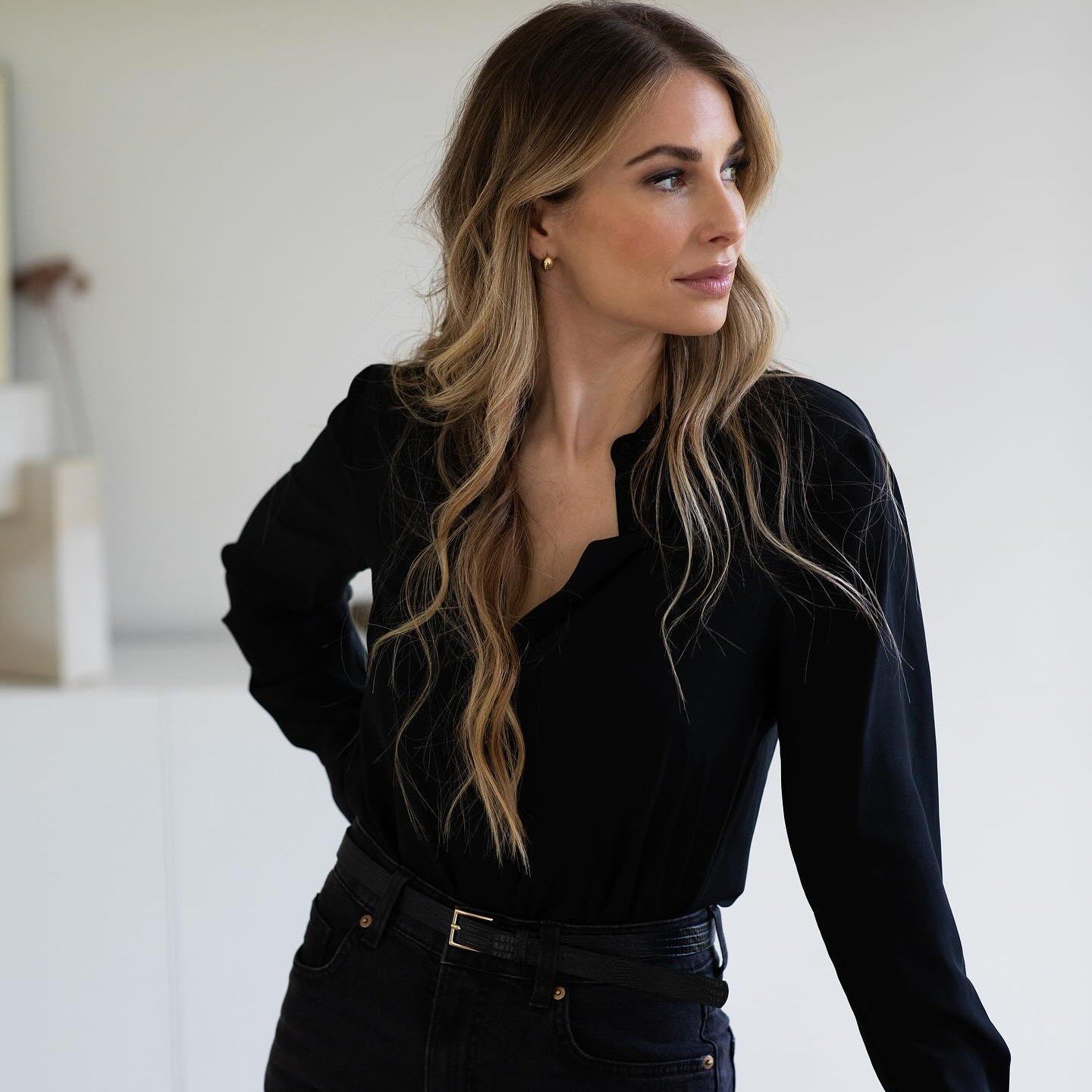 Colorbar Logo & Brand Assets (SVG, PNG and vector) - Brandfetch