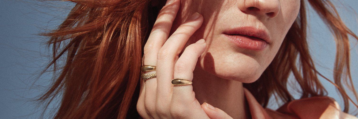 Mejuri Logo & Brand Assets (SVG, PNG and vector) - Brandfetch