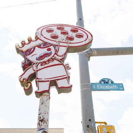 Home Slice Pizza Logo & Brand Assets (SVG, PNG and vector) - Brandfetch