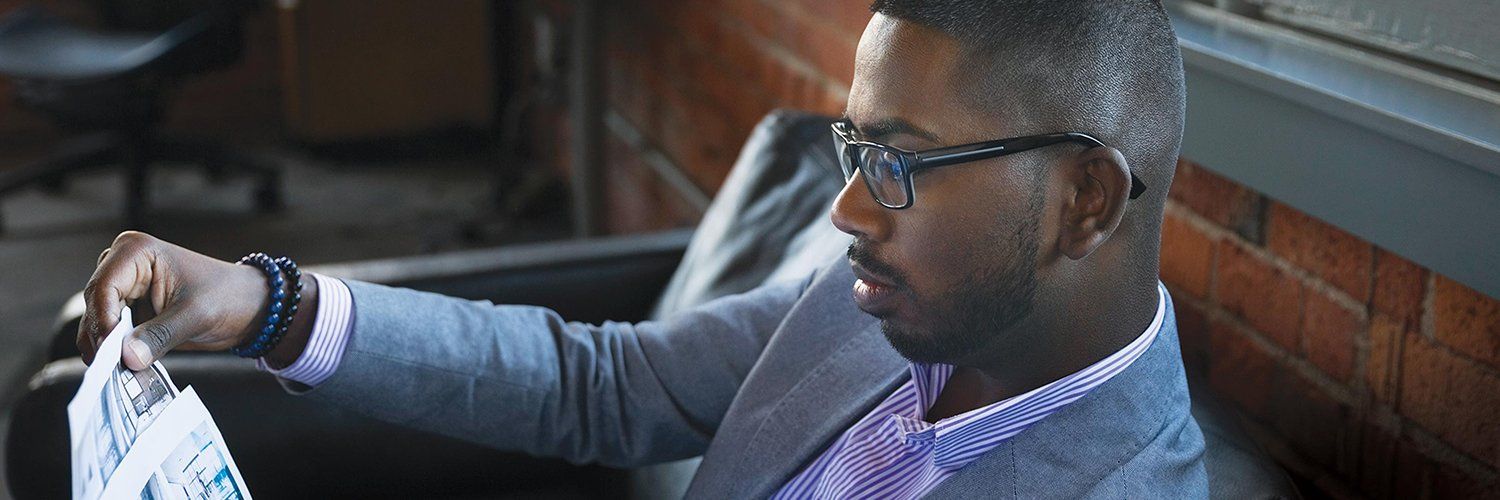 The Standard Logo & Brand Assets (SVG, PNG and vector) - Brandfetch