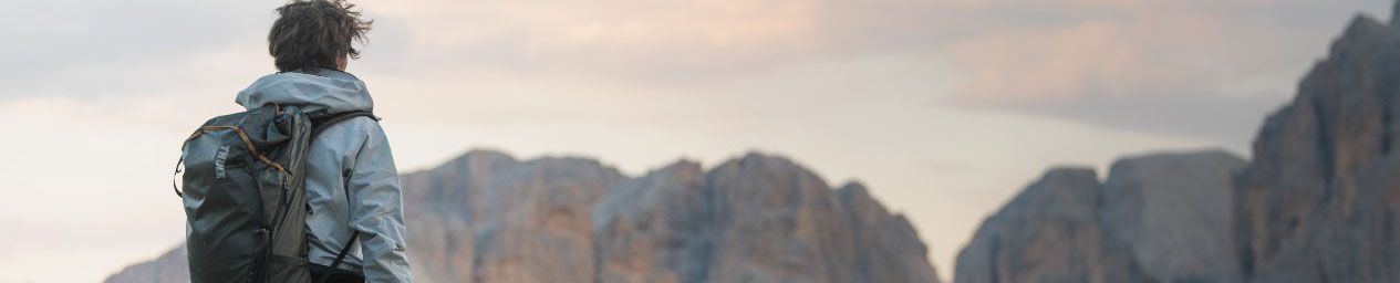 Helly Hansen Logo & Brand Assets (SVG, PNG and vector) - Brandfetch