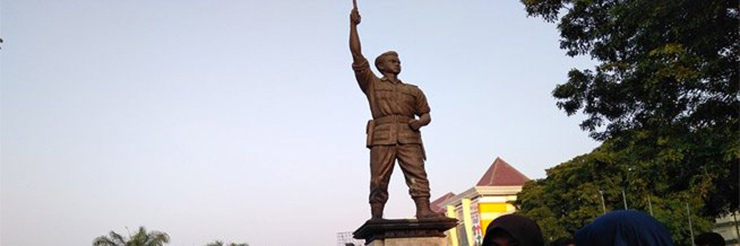 Unisri.Ac.Id Logo & Brand Assets (SVG, PNG and vector) - Brandfetch