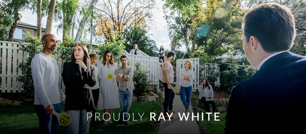 Ray White Logo & Brand Assets (SVG, PNG and vector) - Brandfetch