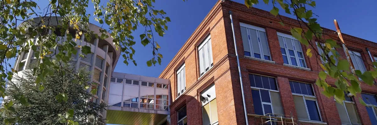 UTBM Logo & Brand Assets (SVG, PNG and vector) - Brandfetch